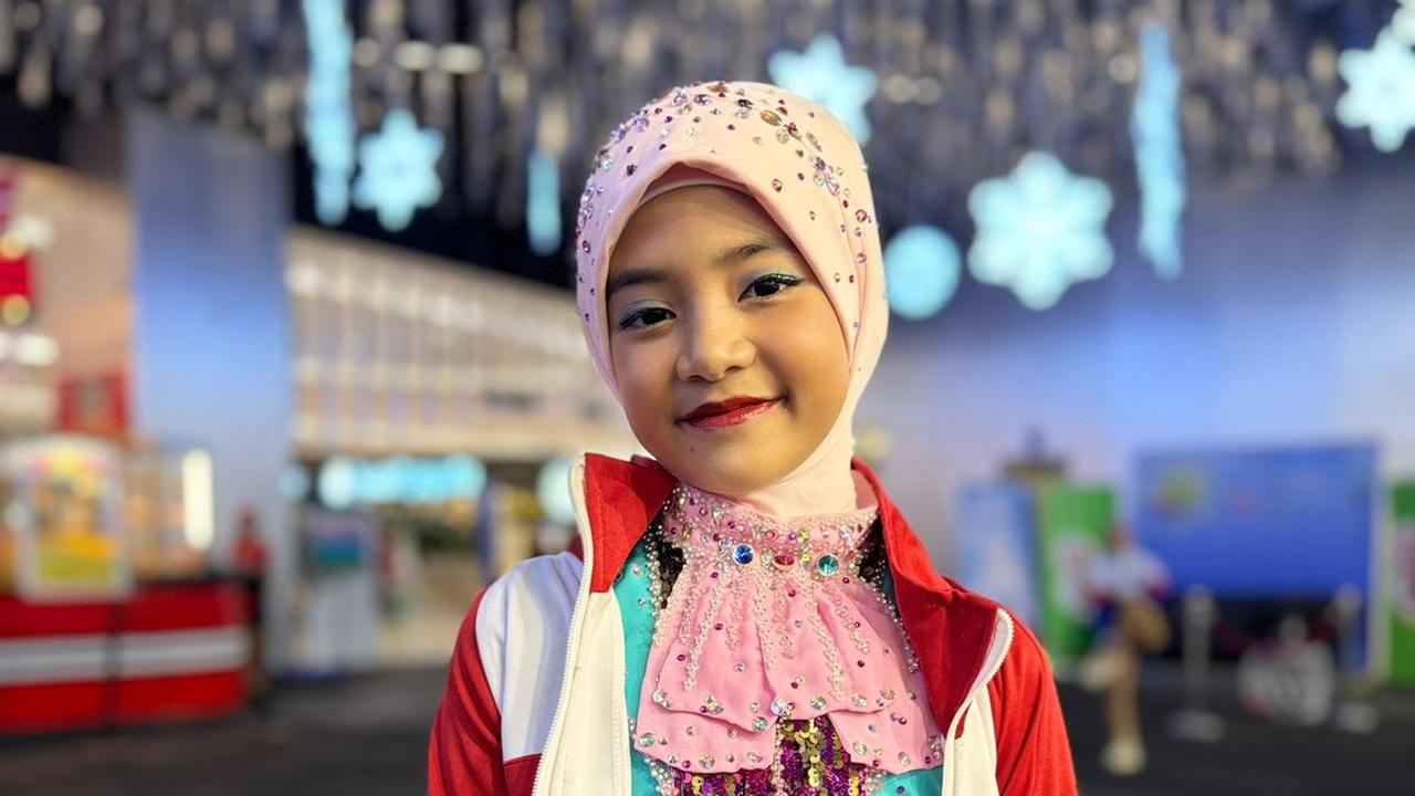 Aksi Mikaila Kaia Fathima di SEA Open Figure Skating Trophy 2024 ...