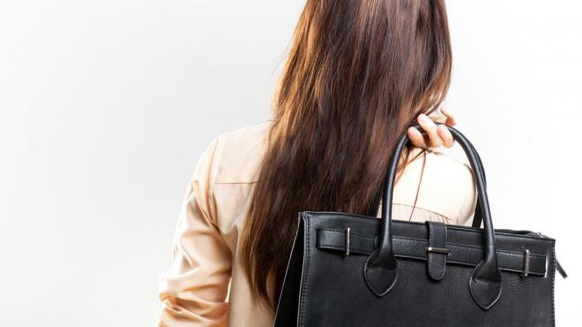 Wanita, Jangan Remehkan 4 Benda Ini Dalam Tas Anda - Lifestyle Liputan6.com