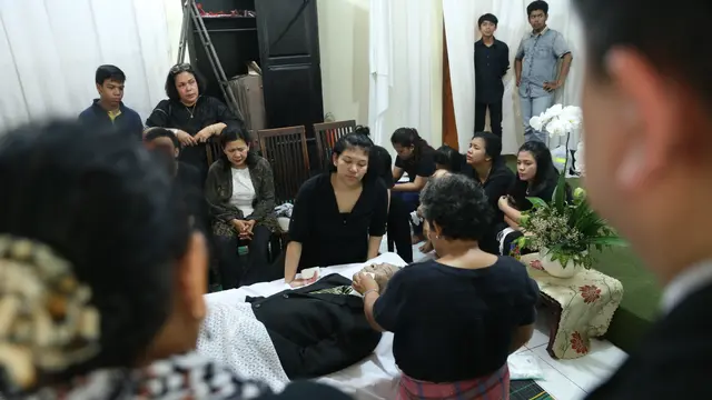 Kronologi Wafatnya Advent Bangun - Entertainment Fimela.com