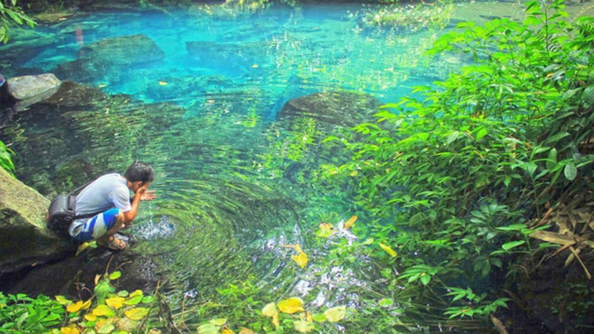 5 Telaga Biru Ini Jadi Buruan Para Instagramers