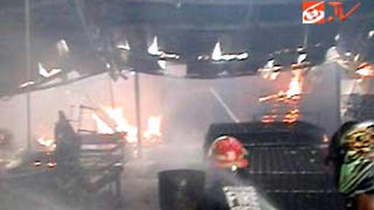 Pabrik Springbed di Padang Terbakar - News Liputan6.com