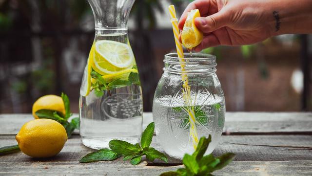 Ini yang Terjadi Jika Minum Air Lemon Setiap Pagi, Ketahui Manfaat dan ...