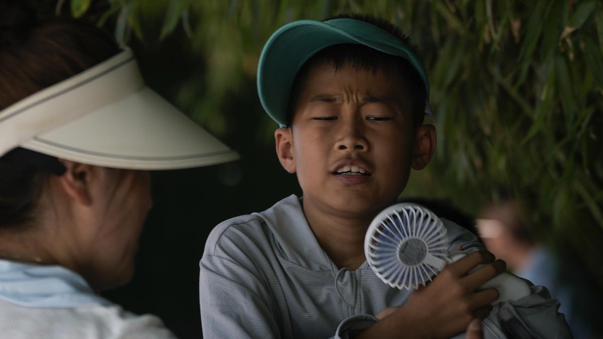 Upaya Warga China Bertahan di Tengah Panas Ekstrem - Foto Liputan6.com
