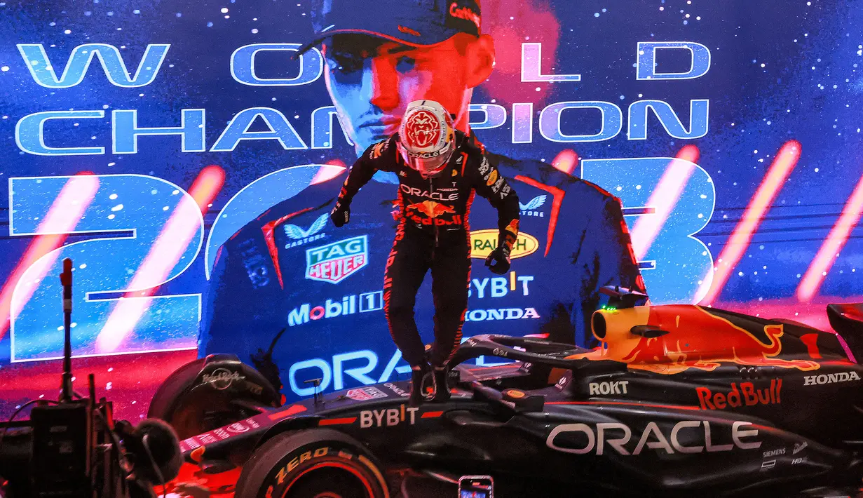 Foto: Momen Max Verstappen Rayakan Gelar Juara Dunia Ketiganya di Formula 1 Bersama Tim Red Bull ...
