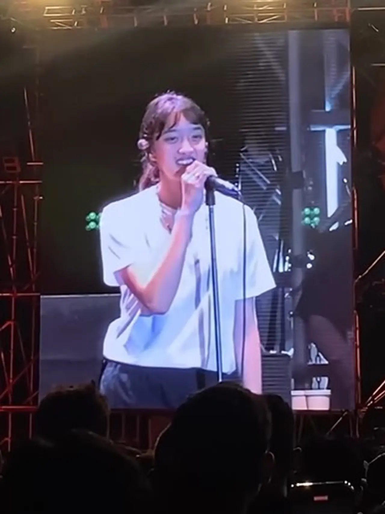 Duta So7 Perkenalkan Anak Gadisnya Jadi Backing Vocal, Ini 8 Potret ...