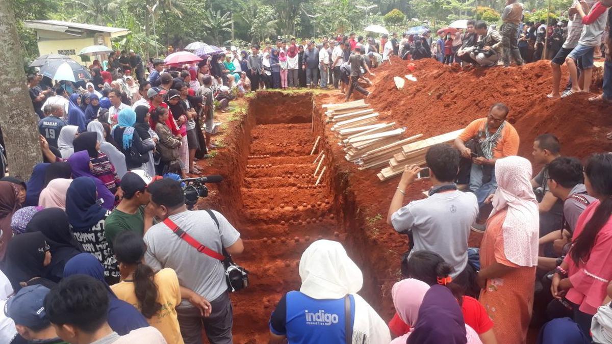 Jeritan Takbir Terdengar Sebelum Kecelakaan Bus di Tanjakan Emen - News ...
