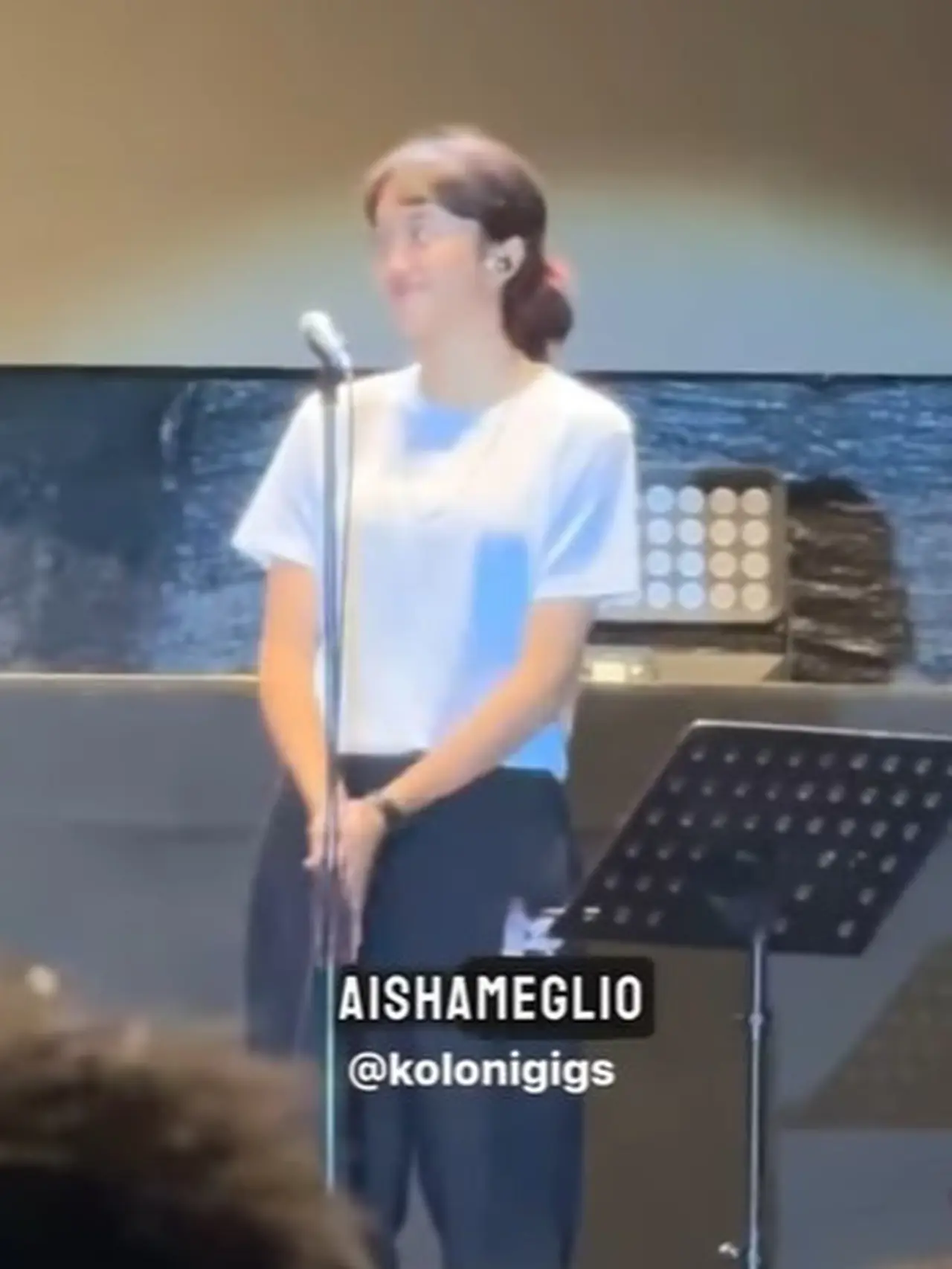 Duta So7 Perkenalkan Anak Gadisnya Jadi Backing Vocal, Ini 8 Potret ...