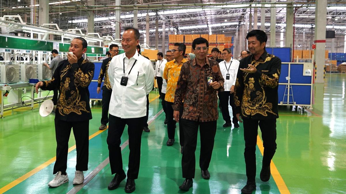 Menperin Harap Pabrik Baru Sharp Indonesia Jadi Pendorong Industri ...