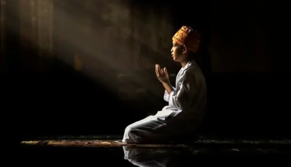 16 Jenis-Jenis Hukum Tajwid, Lengkap dengan Penjelasan dan Contohnya ...