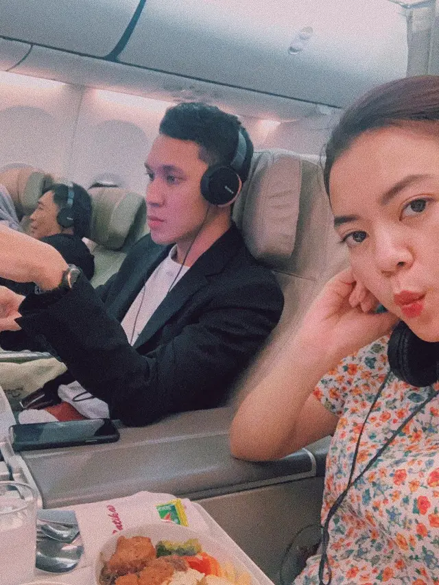 7 Potret Riana Rizki, Menantu Bambang Soesatyo yang Juga Adik Risa ...