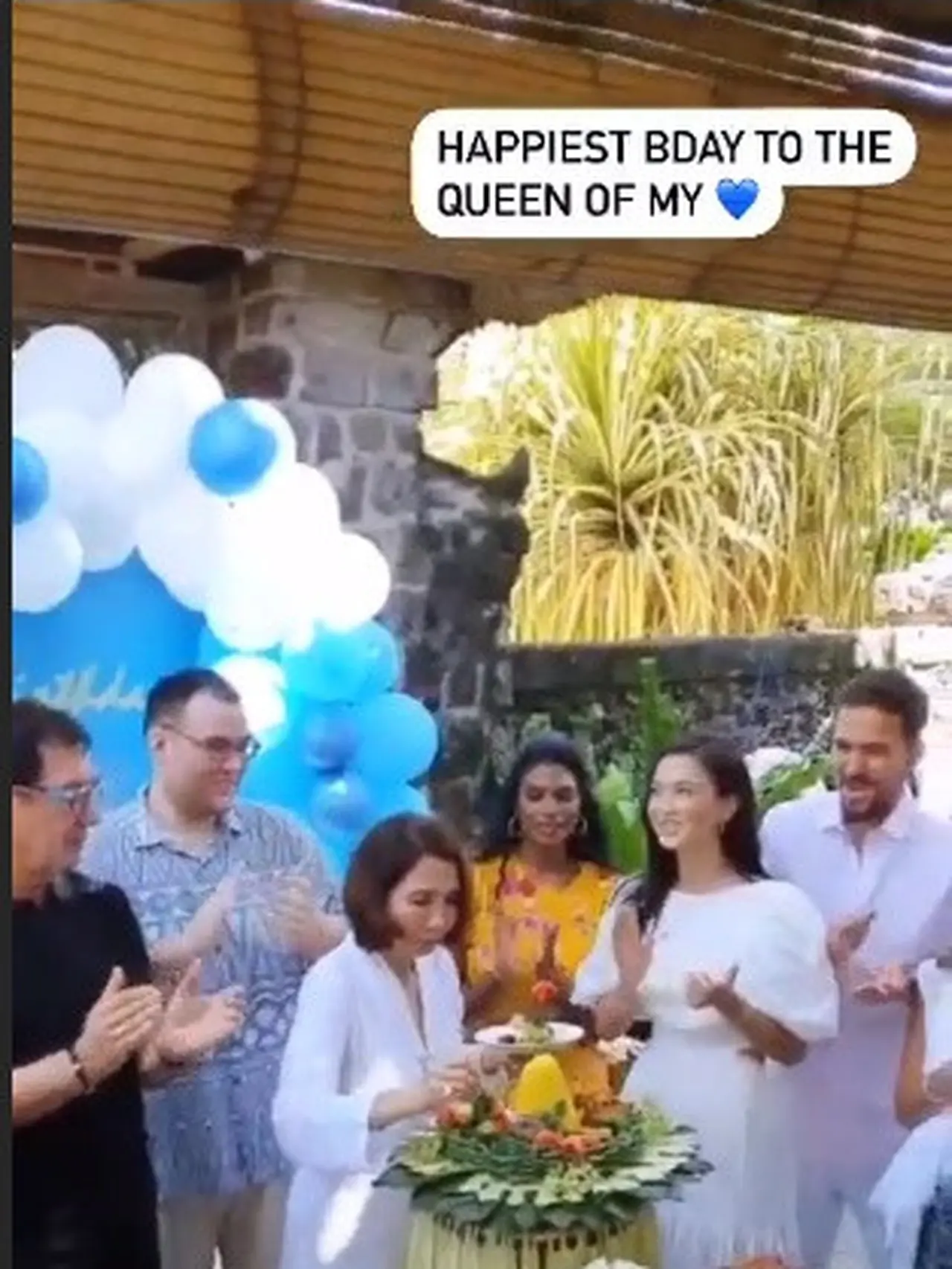 7 Potret Kompak Kebersamaan Raline Shah dengan Keluarga - Hot Liputan6.com