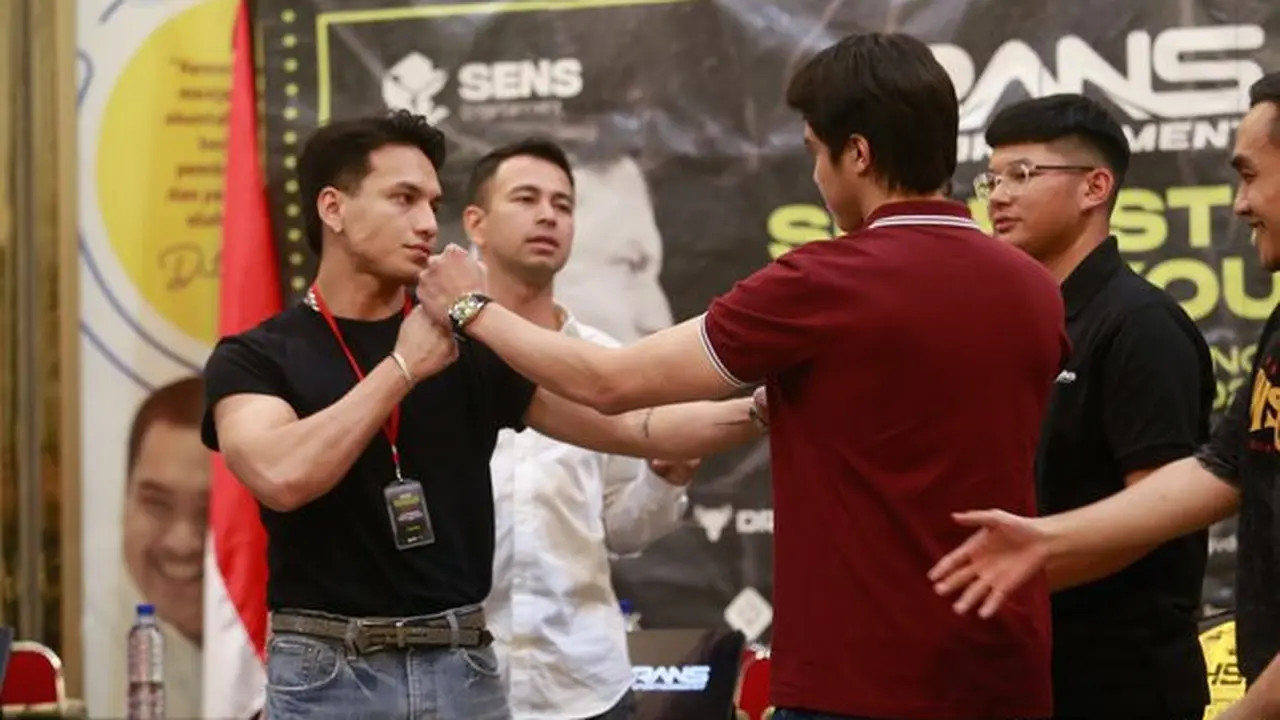 7 Potret El Rumi dan Jefri Nichol yang Bakal Tanding Tinju - Hot ...