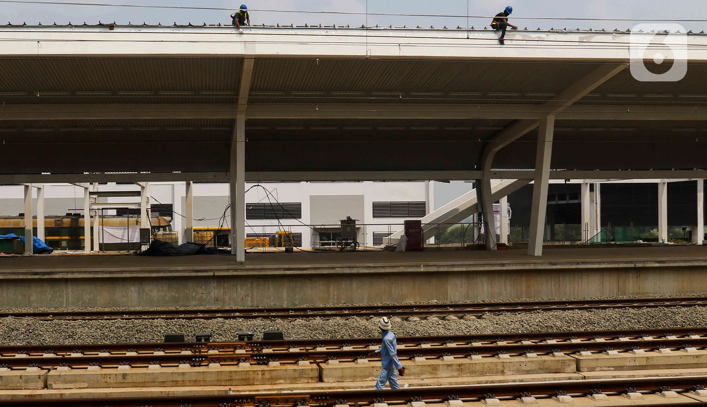 Melihat Progres Pembangunan Stasiun KCJB di Karawang dan Tegalluar ...