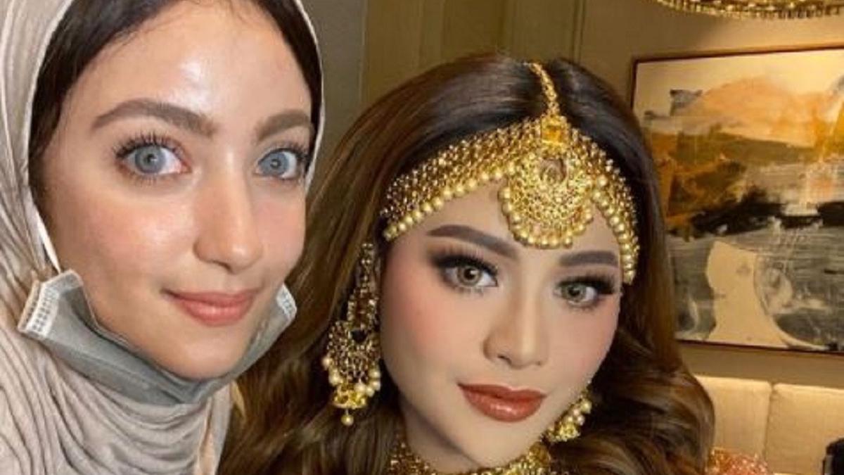 Pengakuan Pembuat Tato Hena Putih yang Hiasi Tangan Aurel Hermansyah ...