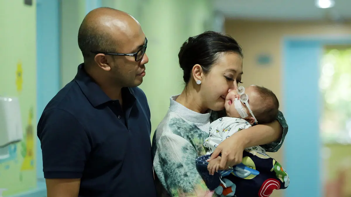 Anak Asri Welas Tinggalkan Rumah Sakit - Photo Fimela.com