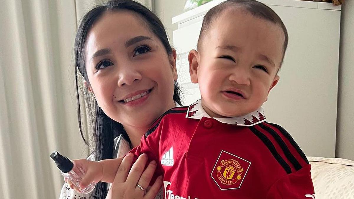 Rayyanza Malik Ahmad Debut di Instagram Resmi Manchester United ...