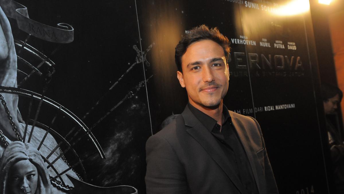 Saat Muda, Ayah Hamish Daud Mirip Tom Cruise? - ShowBiz Liputan6.com