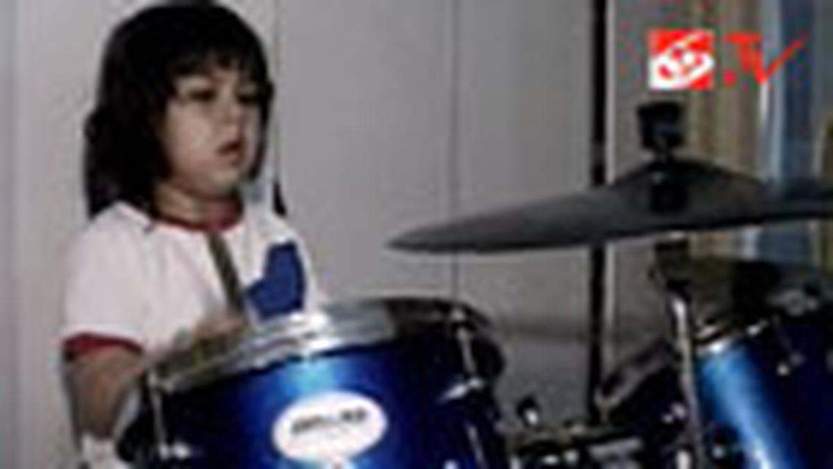 Baim Cilik dan Abay Jadi Anak Band - Video Liputan6.com