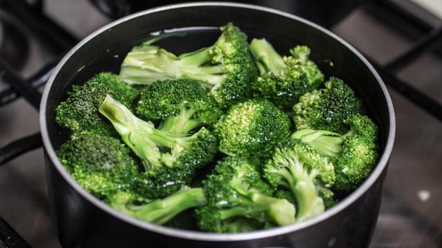 5 Cara Merebus Sayur Agar Tetap Hijau dan Segar - Hot Liputan6.com