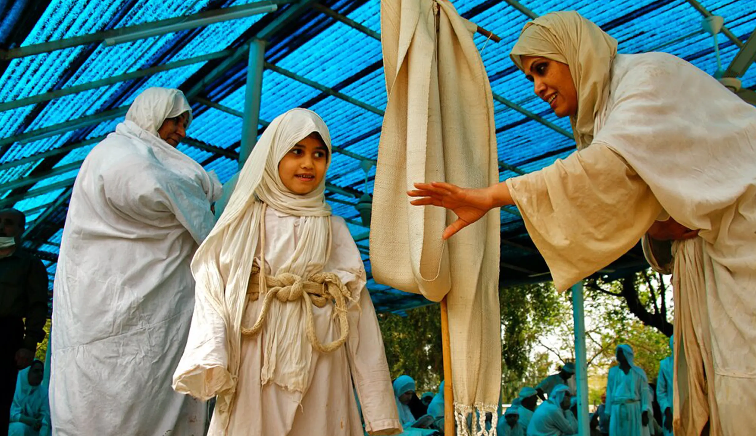 FOTO: Pesta Kreasi Pengikut Sabean Mandaean di Sungai Tigris - Foto ...