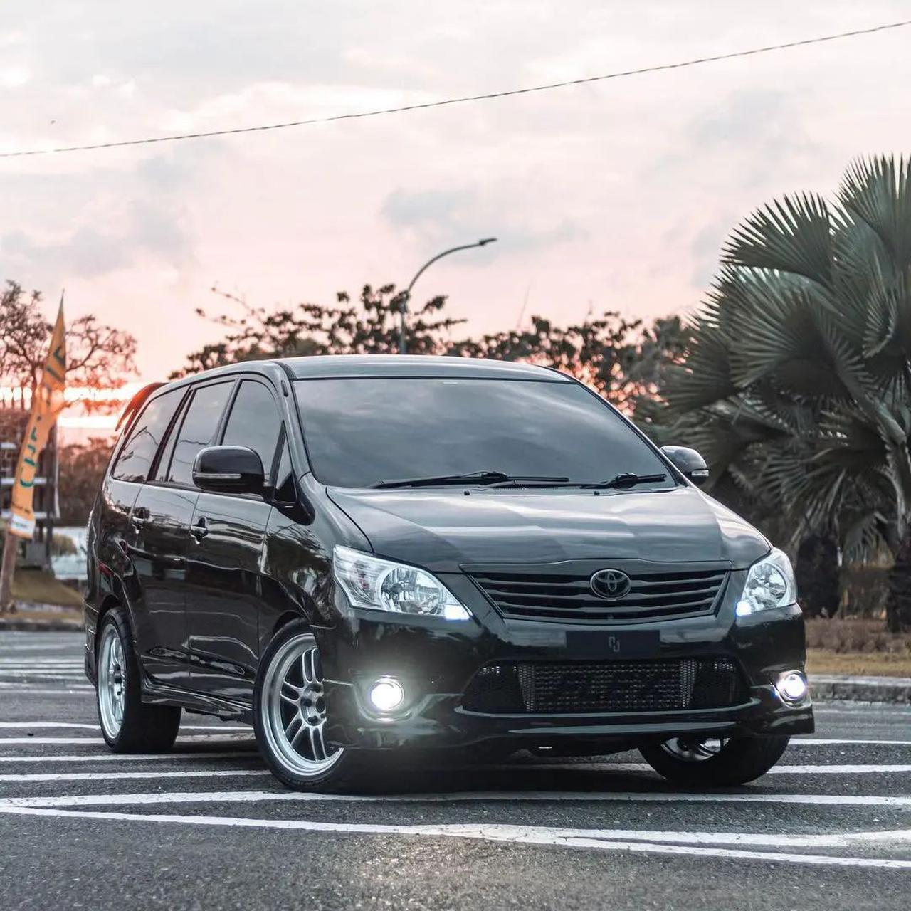 10 Potret Modifikasi Innova Diesel Khas Cumi Darat, MPV Enak Buat Ngebut