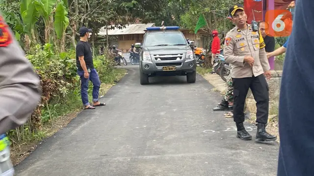 Kesaksian Tetangga Soal Terduga Teroris yang Rumahnya Digeledah Densus 88 di Sukabumi - Regional ...