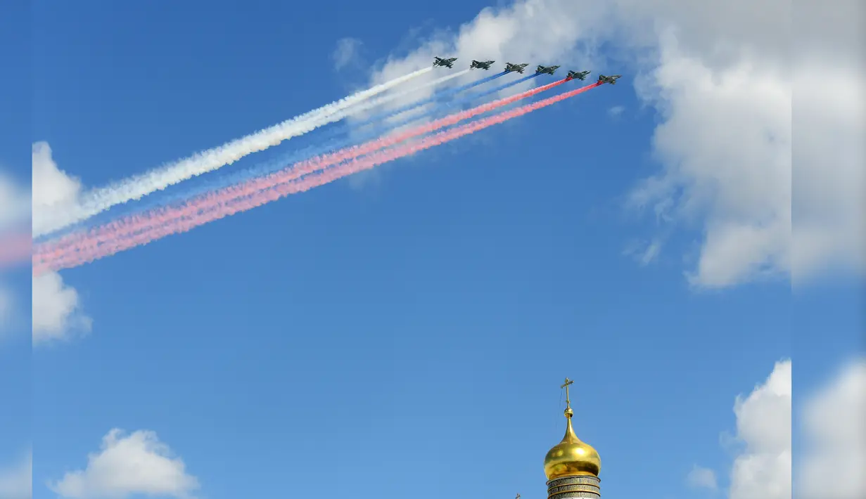 Pesawat Canggih Rusia Hiasi Langit Jelang Parade Militer Victory Day ...