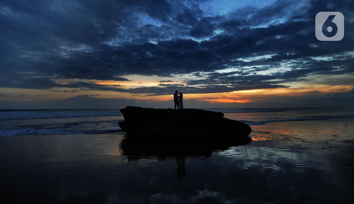 FOTO: Keindahan Pantai Pasut Tabanan yang Sepi dari Wisatawan - Foto ...