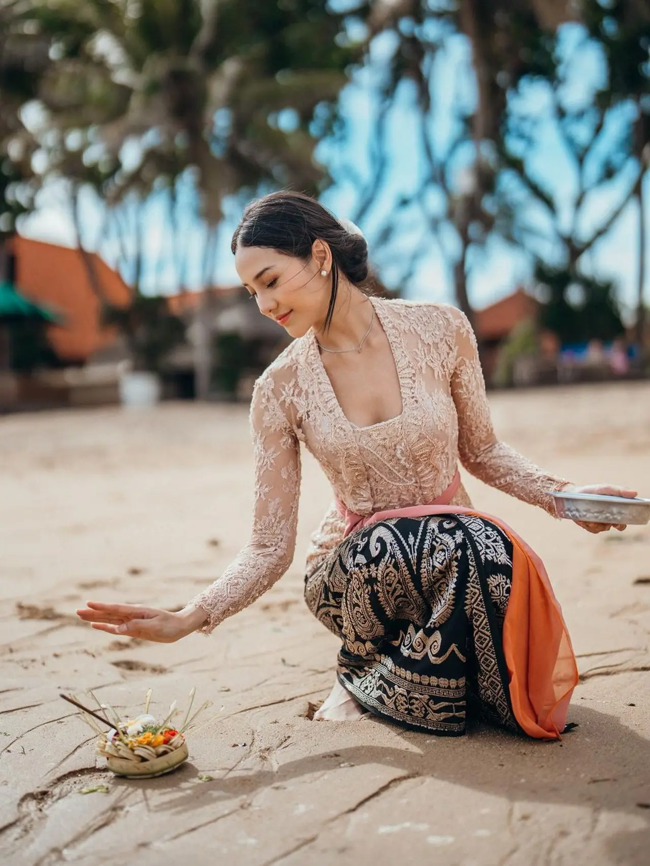 10 Potret Cantik Anya Geraldine Menjelma Jadi Gadis Bali - Entertainment Fimela.com