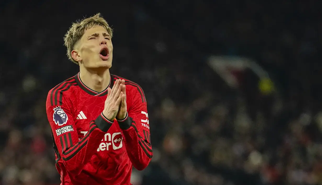 Foto: Garnacho Hampir Cetak Gol Indah Lagi Lewat Tendangan Salto ke ...