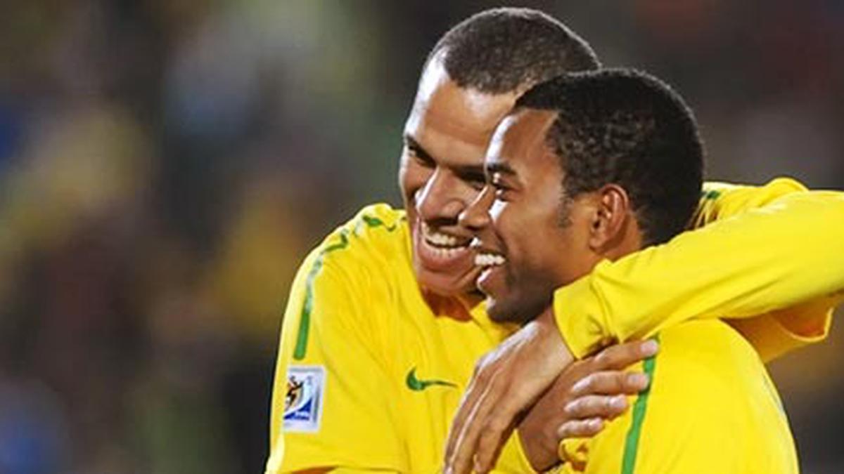 Gerus Cile, Brasil Bertemu Belanda