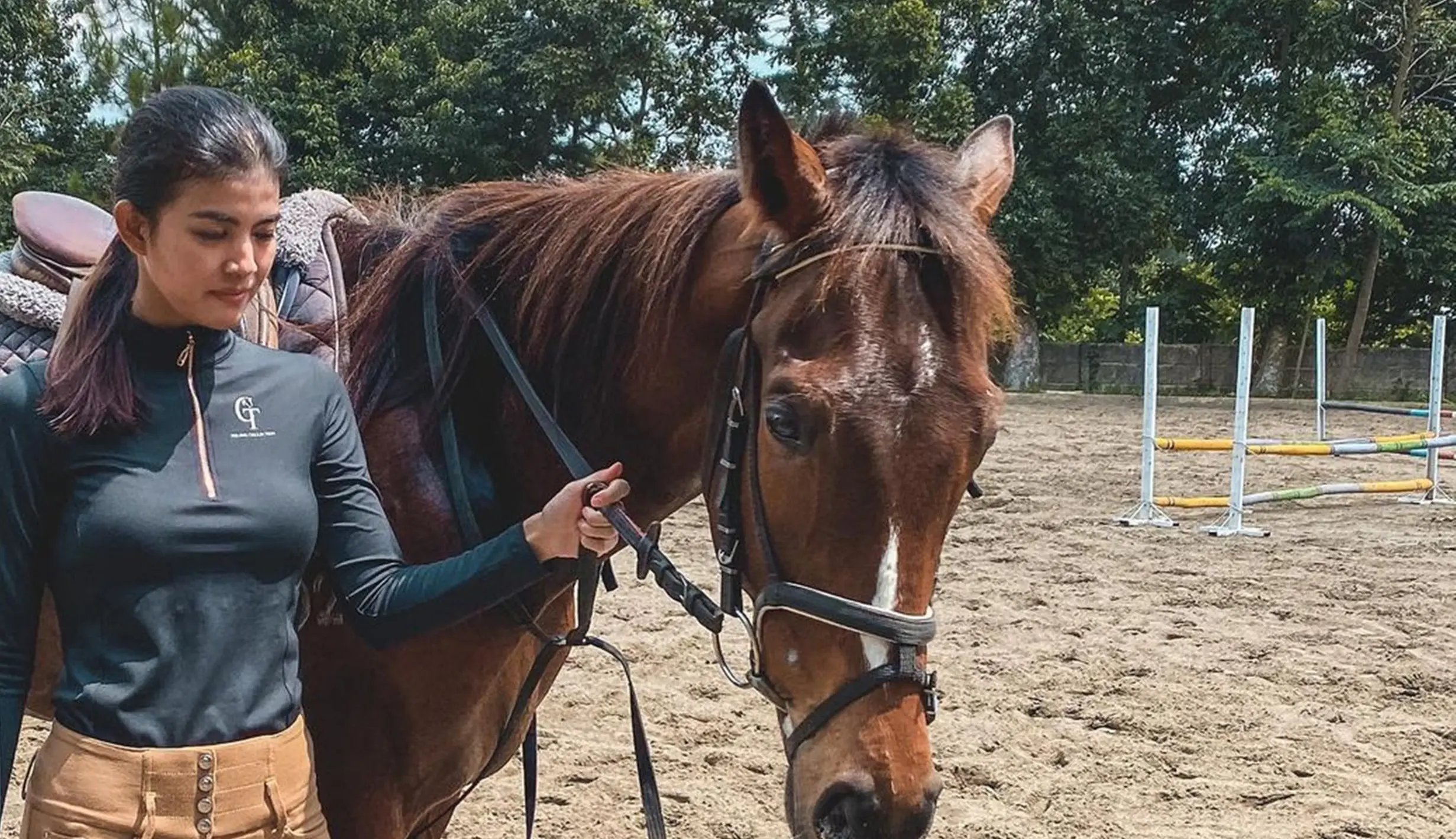 Potret Raya Kohandi Tekuni Olahraga Berkuda, Ikut Ajang Kejuaraan ...