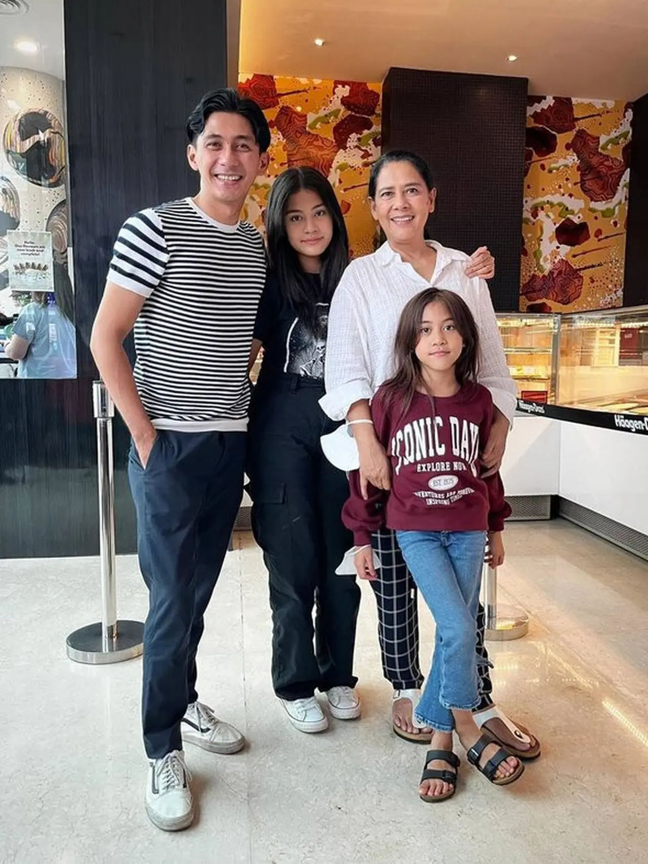 Sudah Beranjak Remaja, Ini 6 Potret Cantik Alaia Anak Kenang Mirdad dan ...