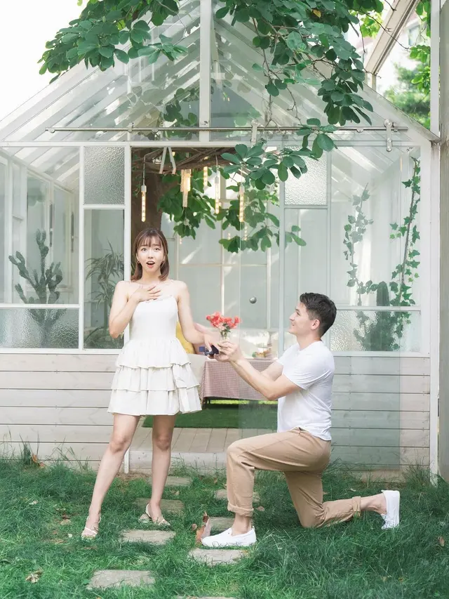 Umumkan Pernikahan, Ini 8 Potret Mesra Sunny Dahye dan Chris Okano ...