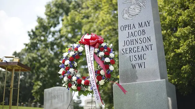 13 Agustus 1918: Opha May Johnson, Perempuan Pertama di Korps Marinir ...