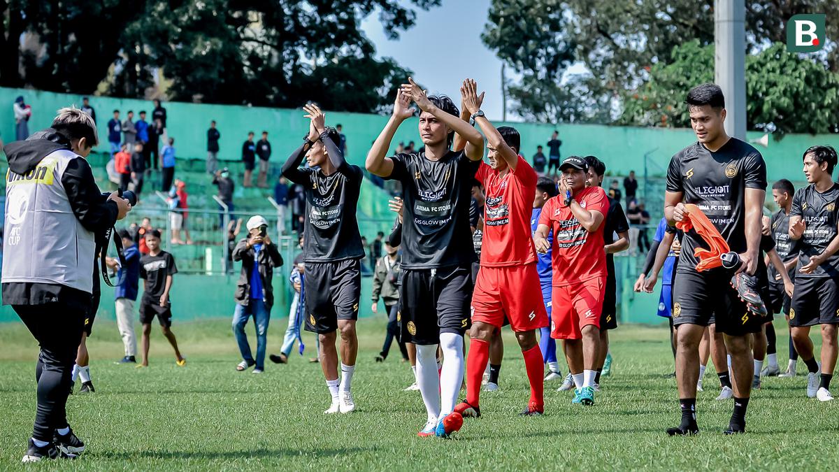 BRI Liga 1: Romantisme Aremania dengan Skuad Arema FC Saat Bersama di ...