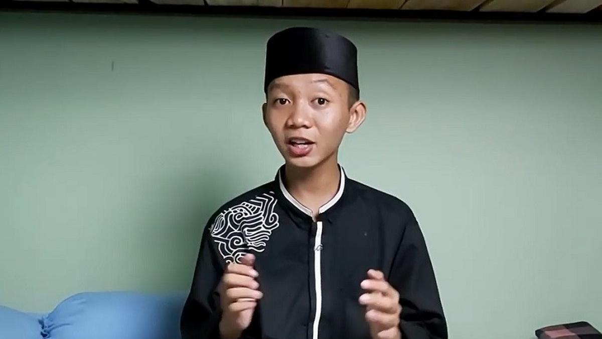 Granata Van Ridho, Anak Penjual Nasi Goreng yang Raih Beasiswa dari 2 Universitas Bergengsi di ...