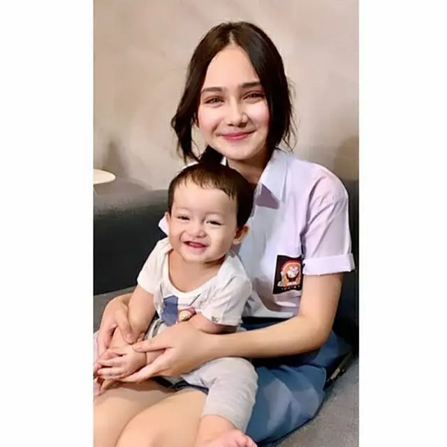 6 Potret Kebersamaan Syifa Hadju dengan Keponakan Rizky Nazar, Bak Adik Kandung - Hot Liputan6.com