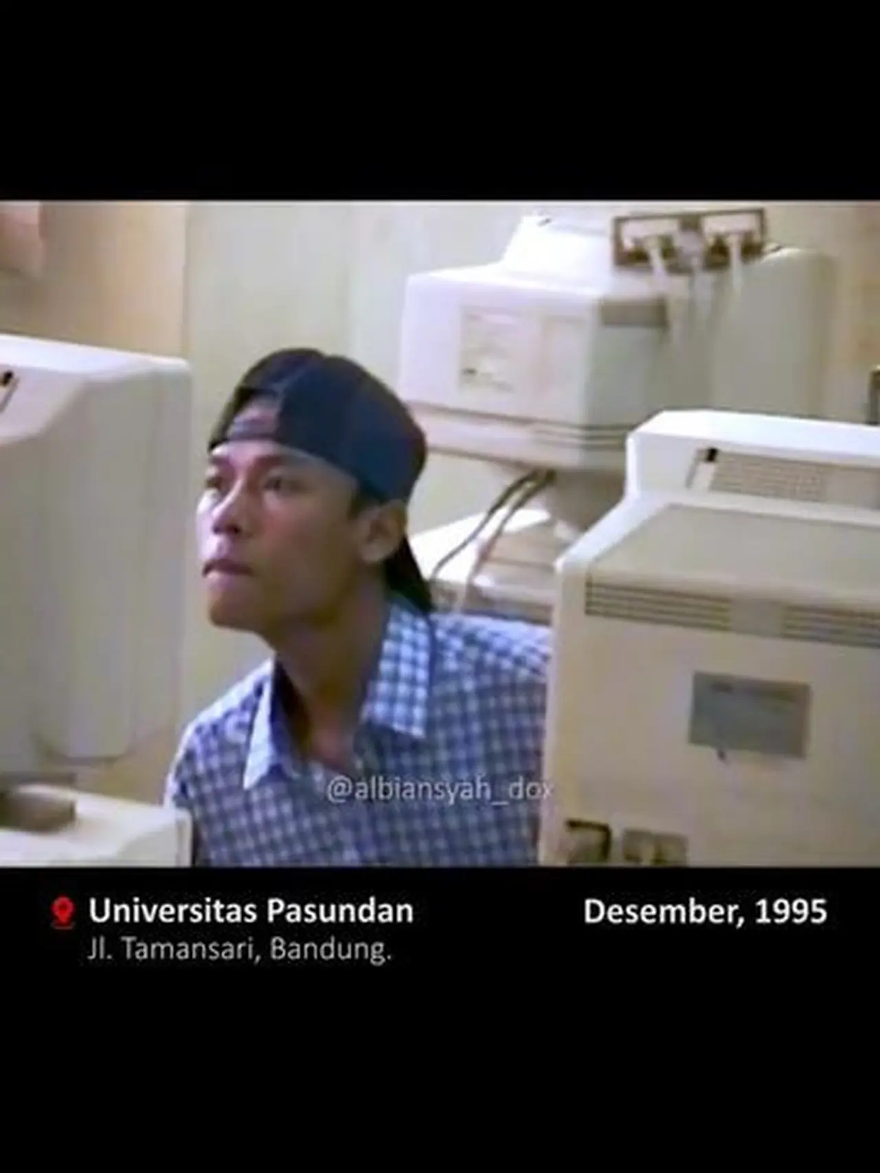 6 Potret Suasana Perkuliahan di Universitas Pasundan Pada 1995, Pakai ...