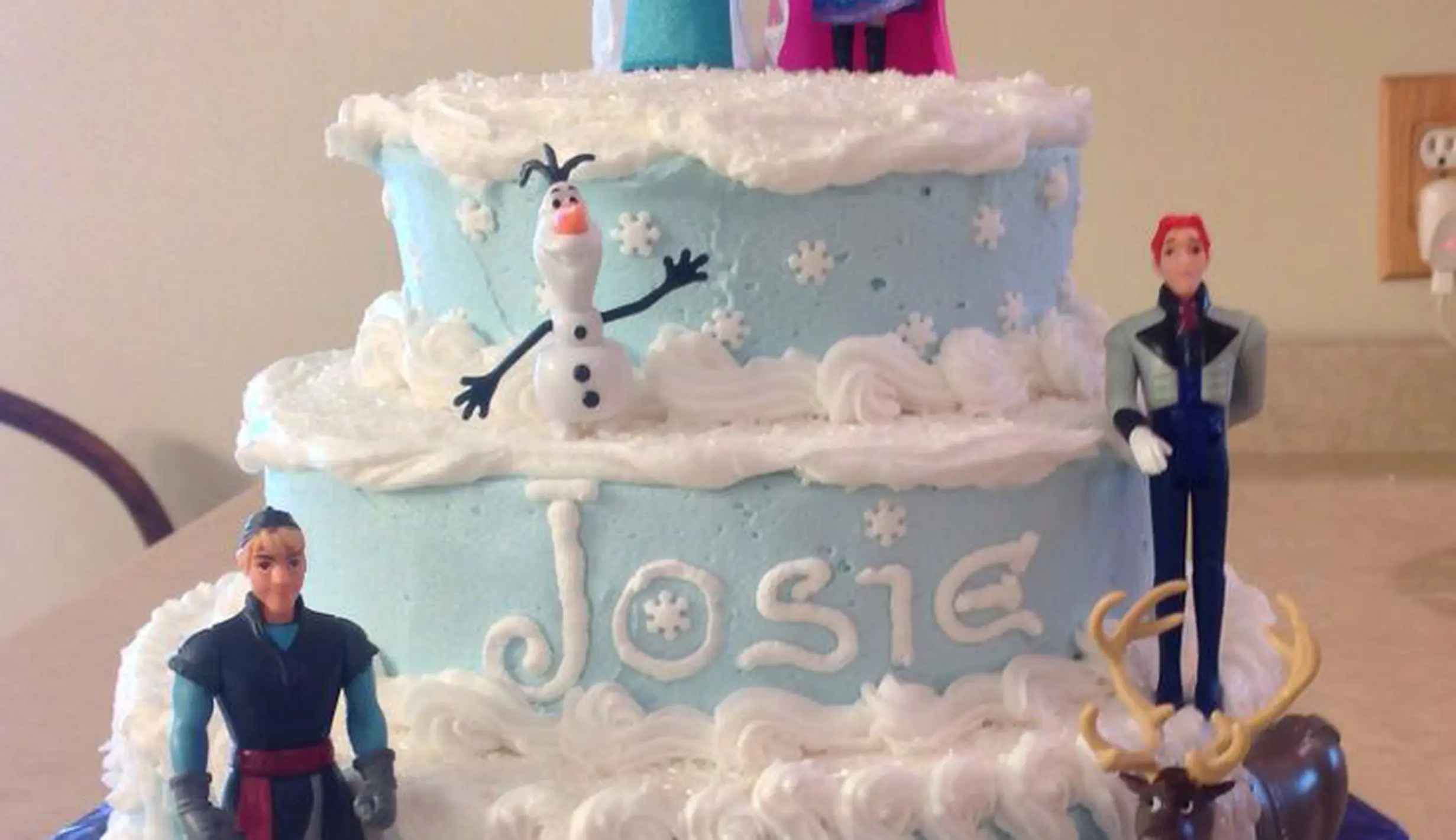 Lucunya Model Kue Ulang Tahun Princess Frozen Disney - Photo Fimela.com