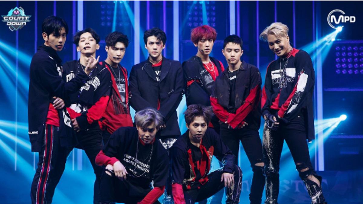 EXO Berhasil Singkirkan Lagu Legendaris Over The Rainbow