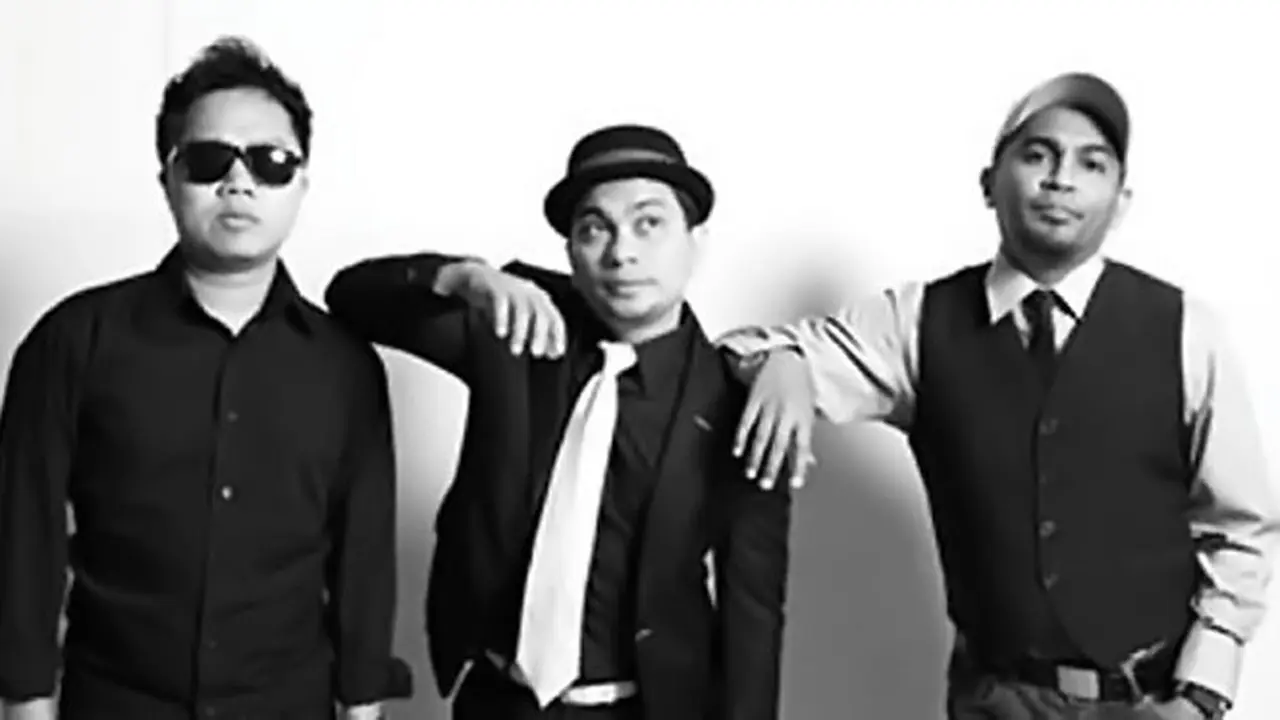 Lagu Indonesia Raya jadi Lebih Panjang, Ini Kata Trio Lestari - ShowBiz ...