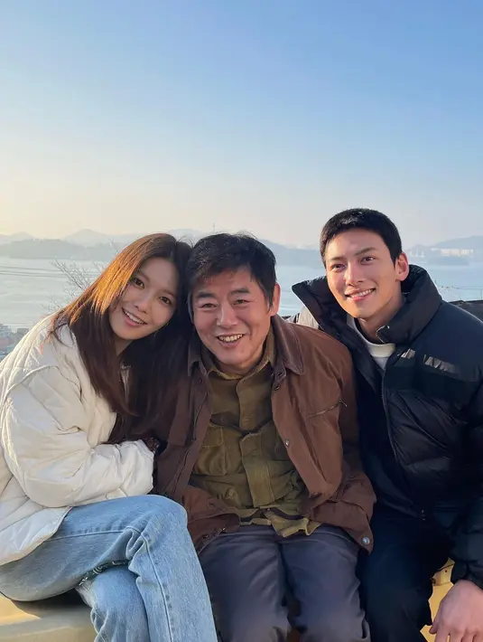 Momen di Balik Layar Drakor If You Wish Upon Me, Interaksi Hangat Ji Chang Wook - Soyoung SNSD ...