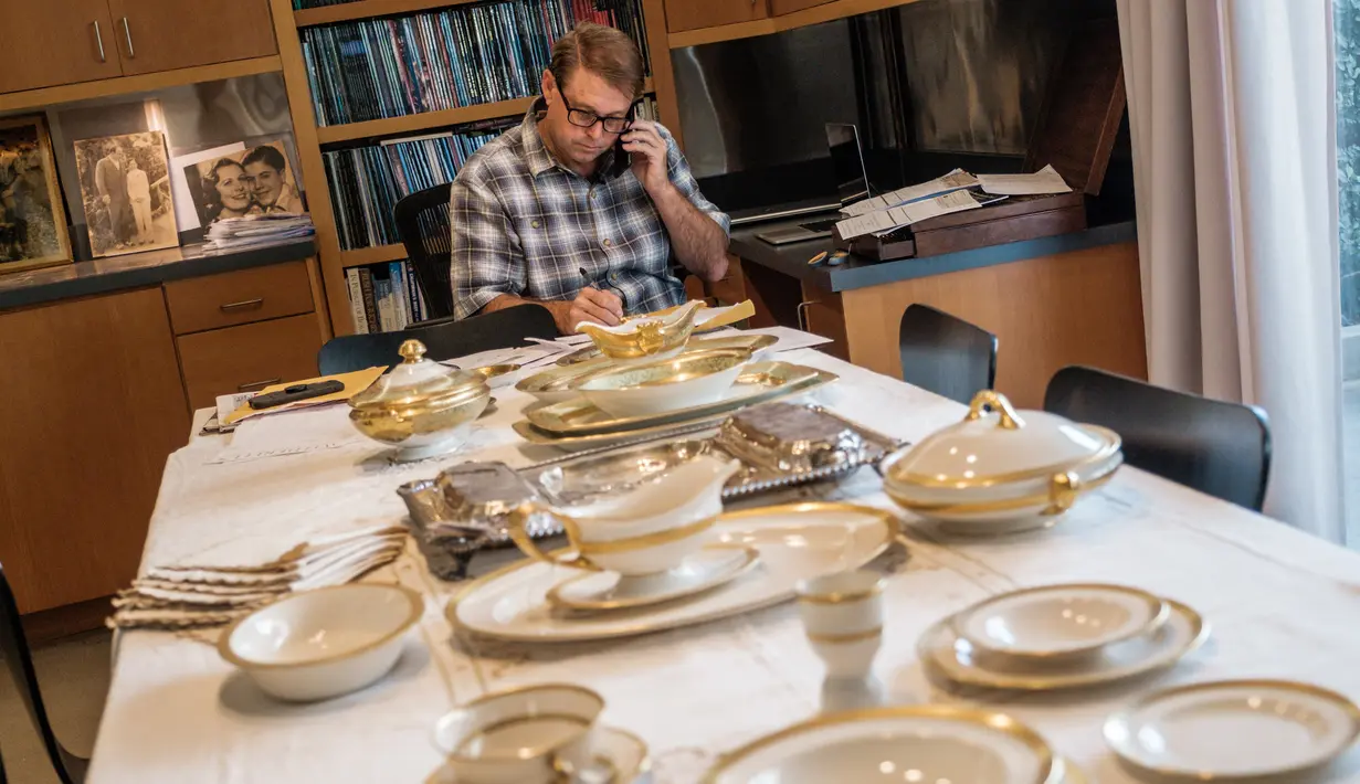 FOTO: Perhiasan hingga Senjata Peninggalan Gangster Al Capone Segera ...