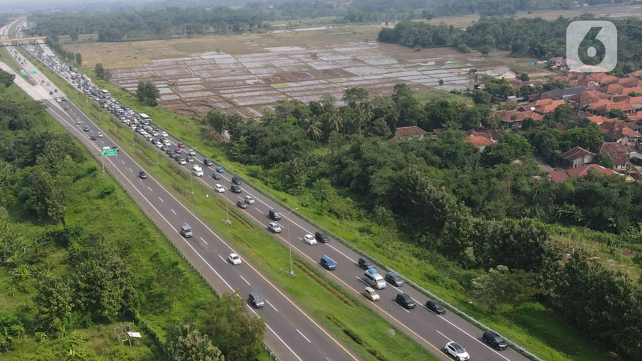 Top 3: Skema One Way di Jalan Tol Diterapkan 342 Km saat Mudik Lebaran - Bisnis Liputan6.com