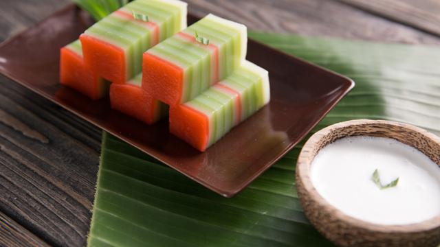 6 Resep Kue Lapis Tepung Beras 500 Gram, Lembut dan Mudah Dibuat