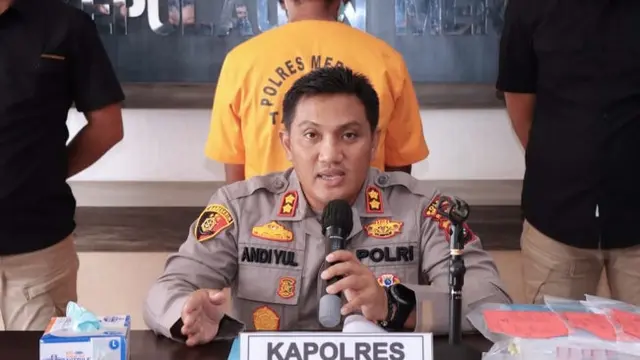 Balada Pak Kades di Kepulauan Meranti: Dulu Pamer Uang, Kini Ditahan karena Korupsi - Regional ...