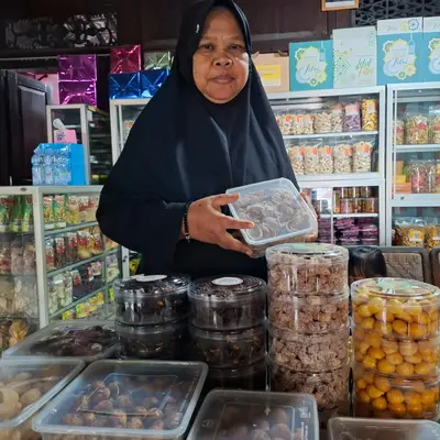 5 Resep Kue Semprong Manis Renyah yang Tak Gampang Melempem - Food ...