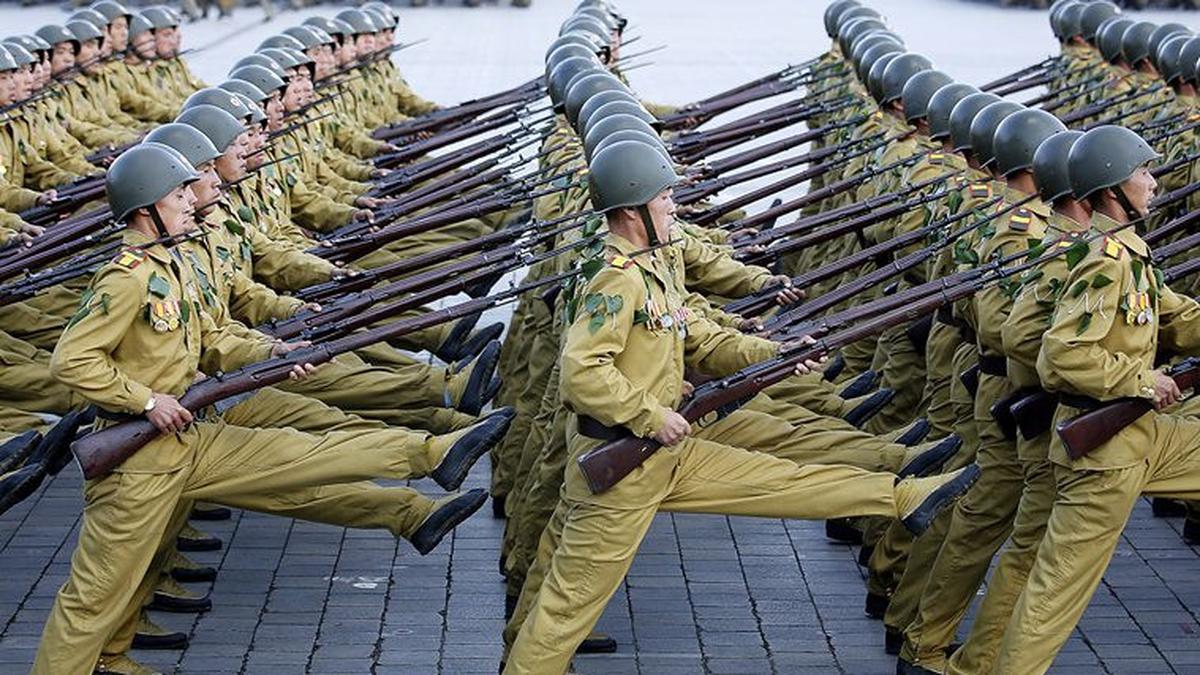 Korut: 4,7 Juta Rakyat Mendaftar Jadi Tentara demi Lawan AS - Global ...