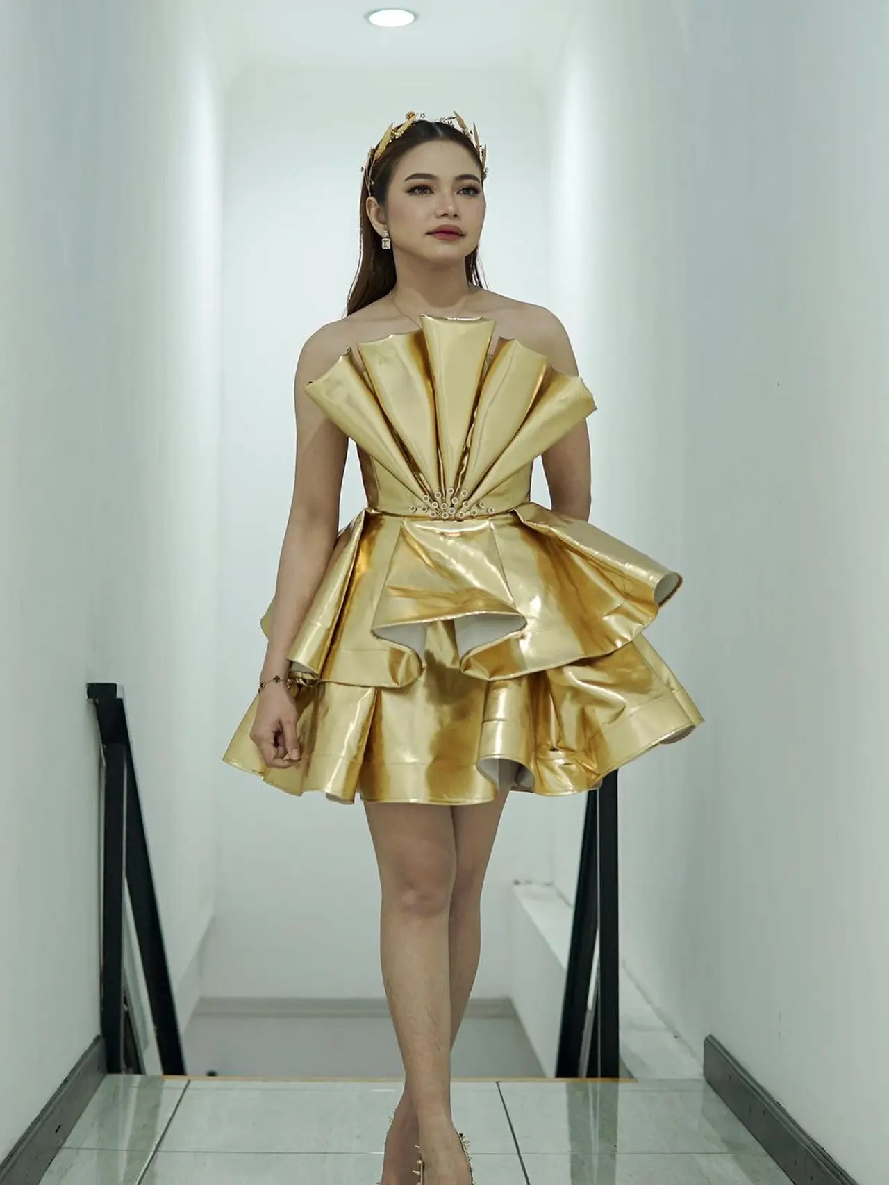 Profil dan Fakta Menarik Pedangdut Lady Rara, Pernah Duet Bareng Idol ...